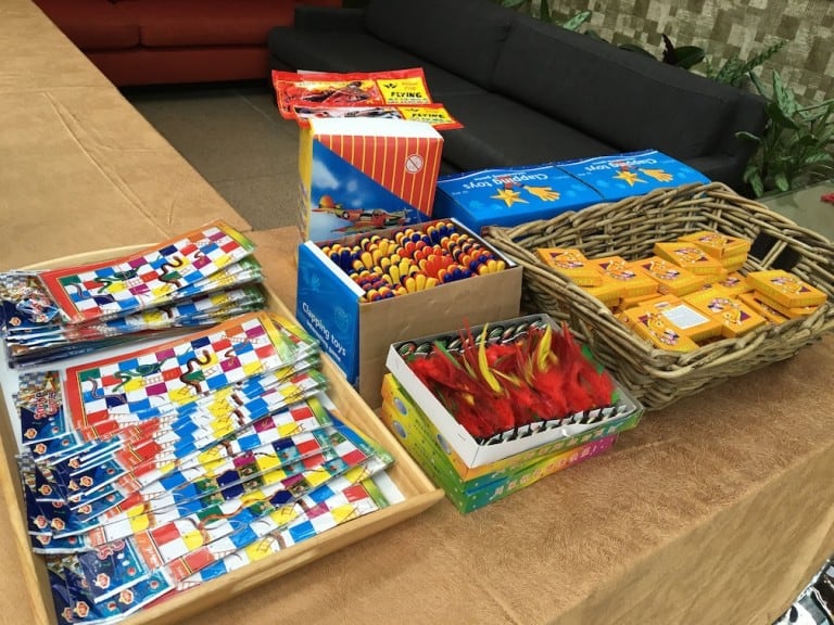 Tikam Tikam | Carnival World