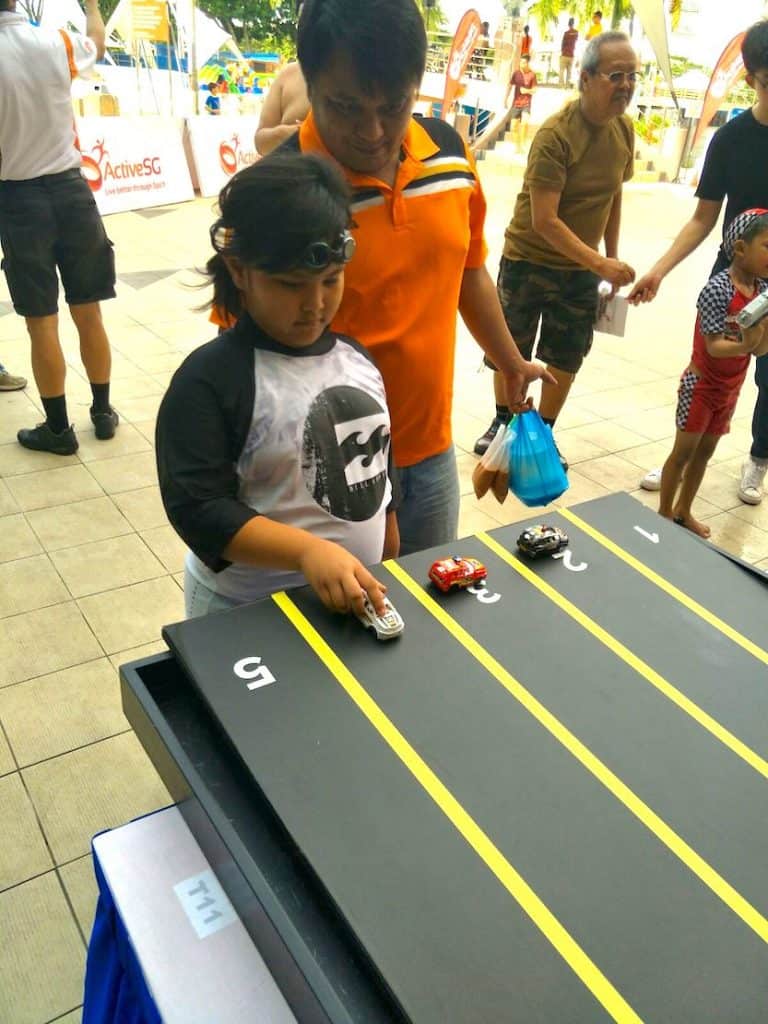 Finish the Race Carnival Car Game | Carnival World