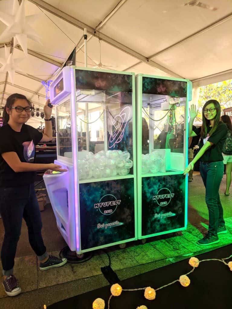 Customised Branding on Claw Machine SIngapore | Carnival World