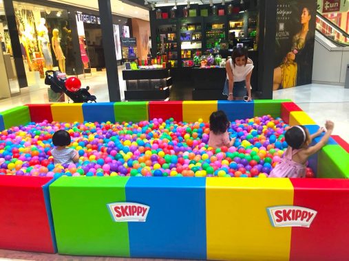 Giant Ball Pool Rental in Singapore | Carnival World