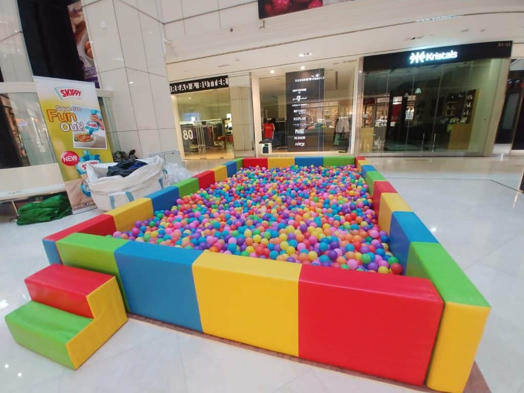 Giant Ball Pool Rental in Singapore | Carnival World