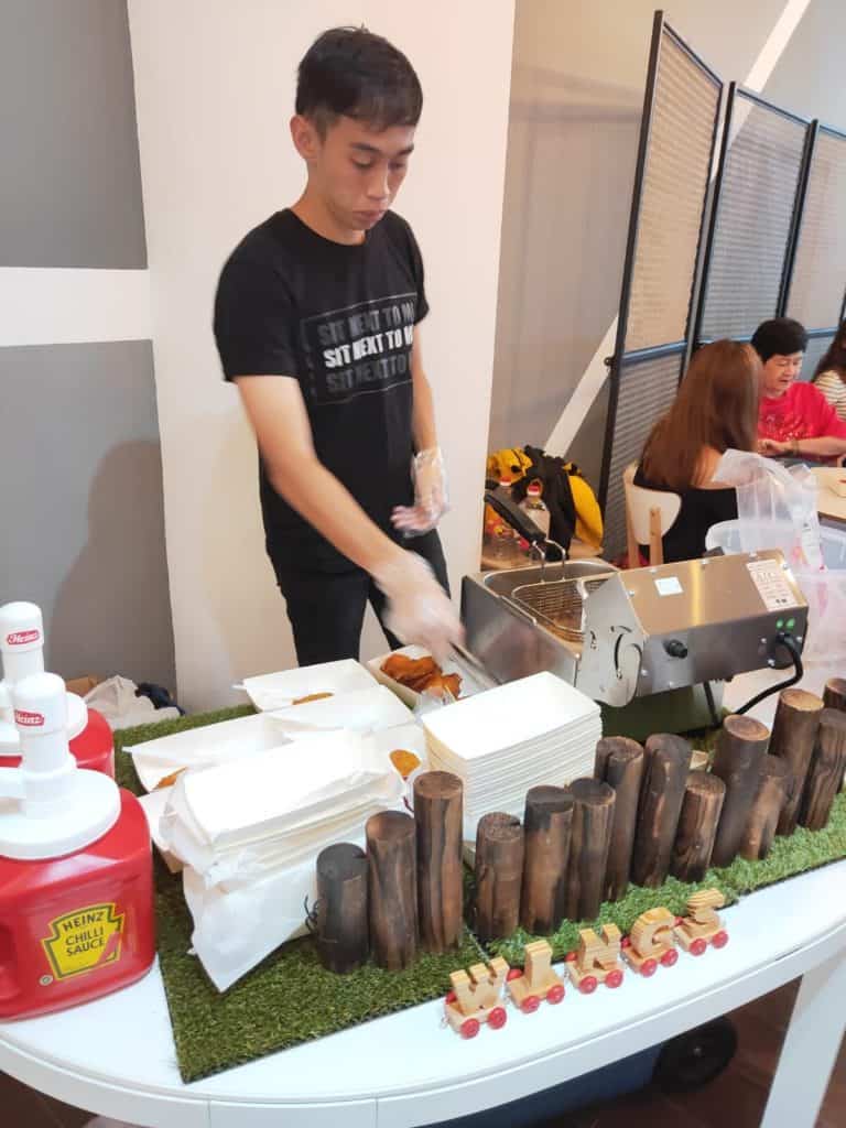 Chicken Wings Live Food Station Singapore | Carnival World