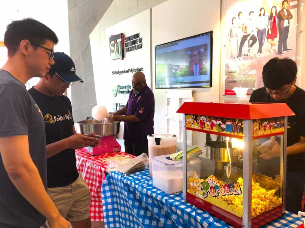 Popcorn Live Station Rental | Carnival World