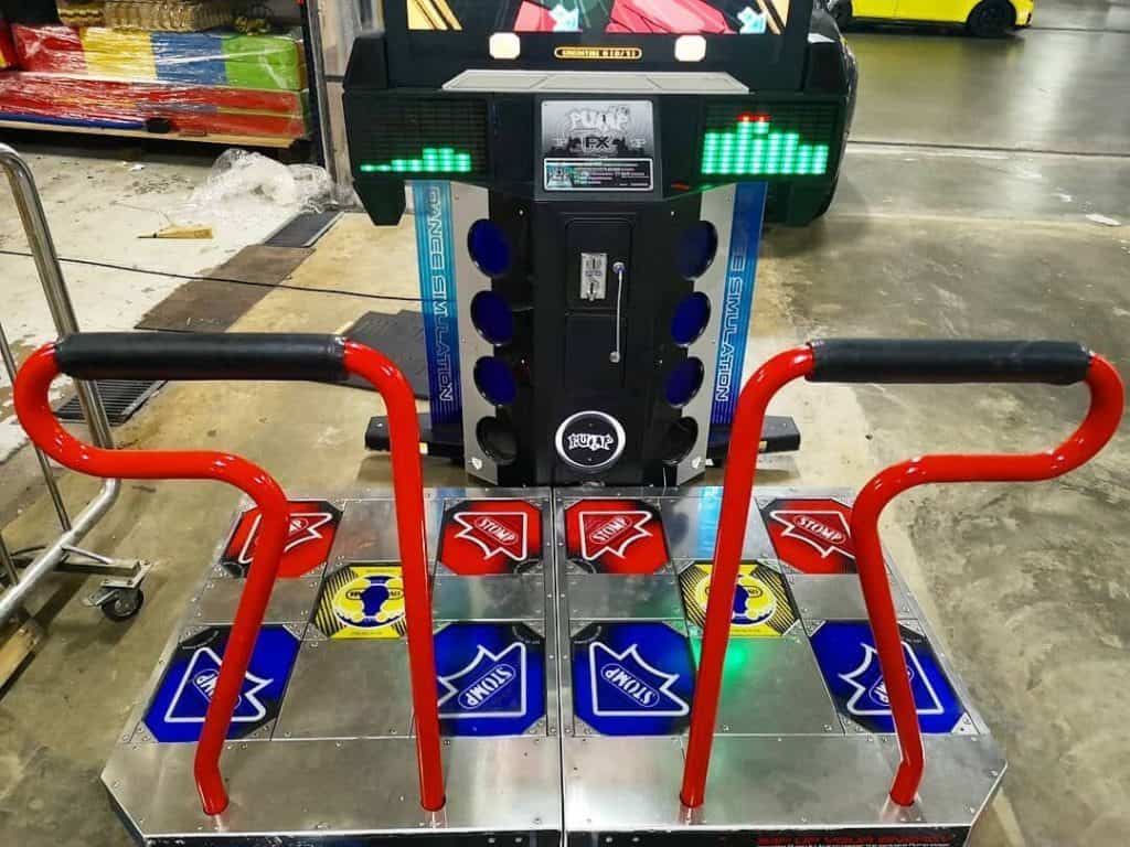 DDR-Arcade-Machine | Carnival World